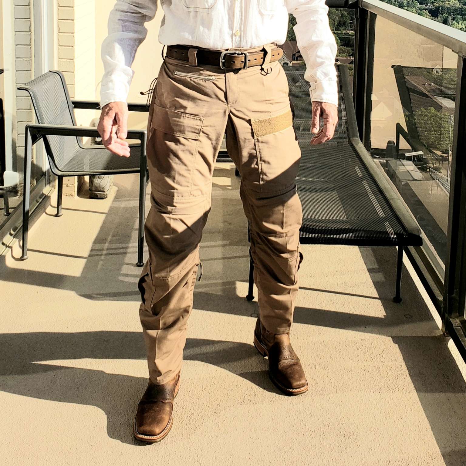 Hoffner Concealed-Carry Battle Pants | Hoffner Knives, Covert Apparel ...